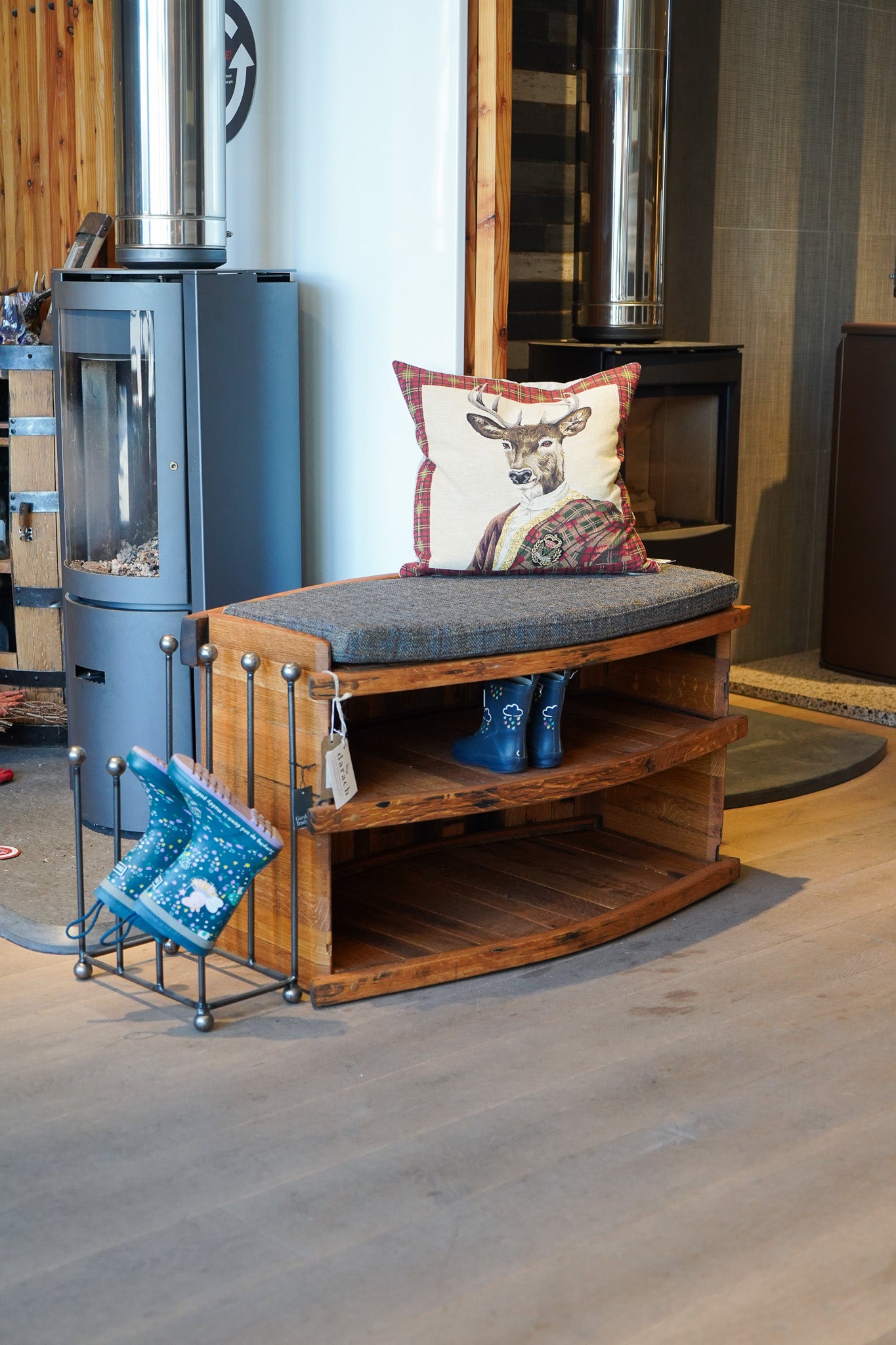 Darach Boot Bench – Bonk & Co