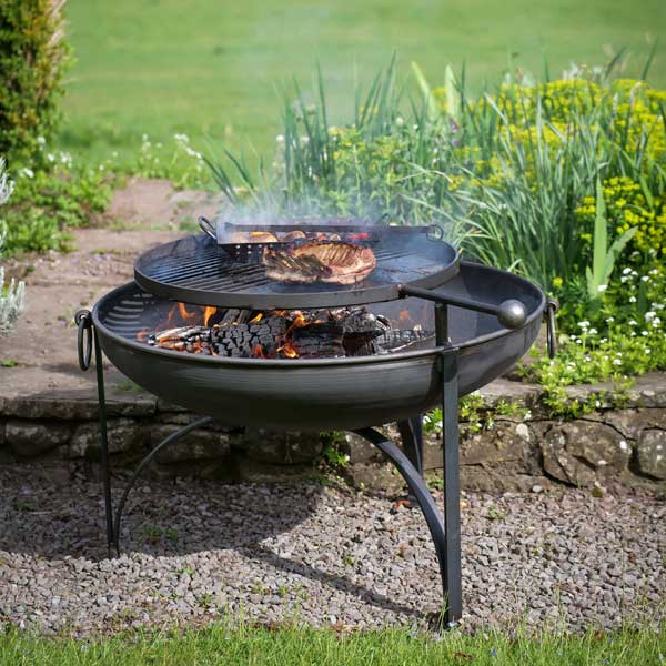Plain Jane Fire Pit – Bonk & Co